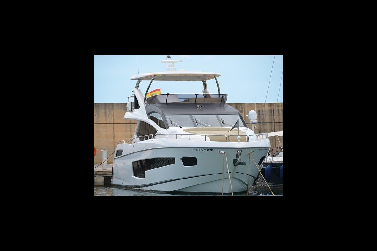 2015 SUNSEEKER 75 for Sale | Nautique Yachting